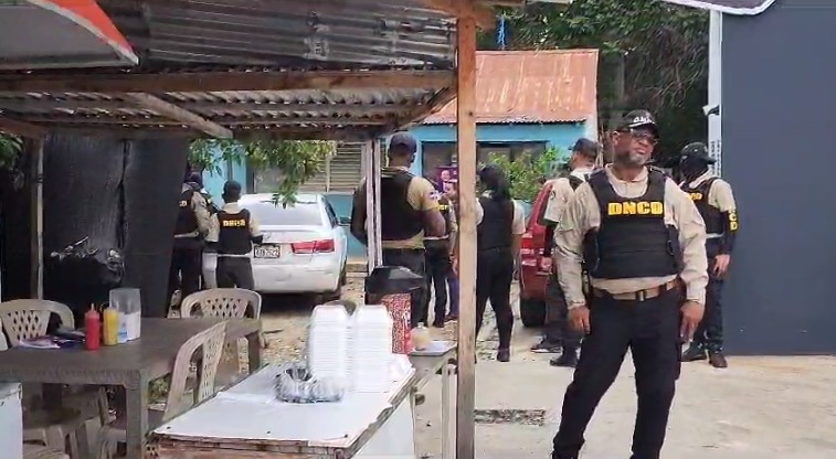 DNCD y Ministerio Público realizan allanamientos en Santiago - RD AL DIA